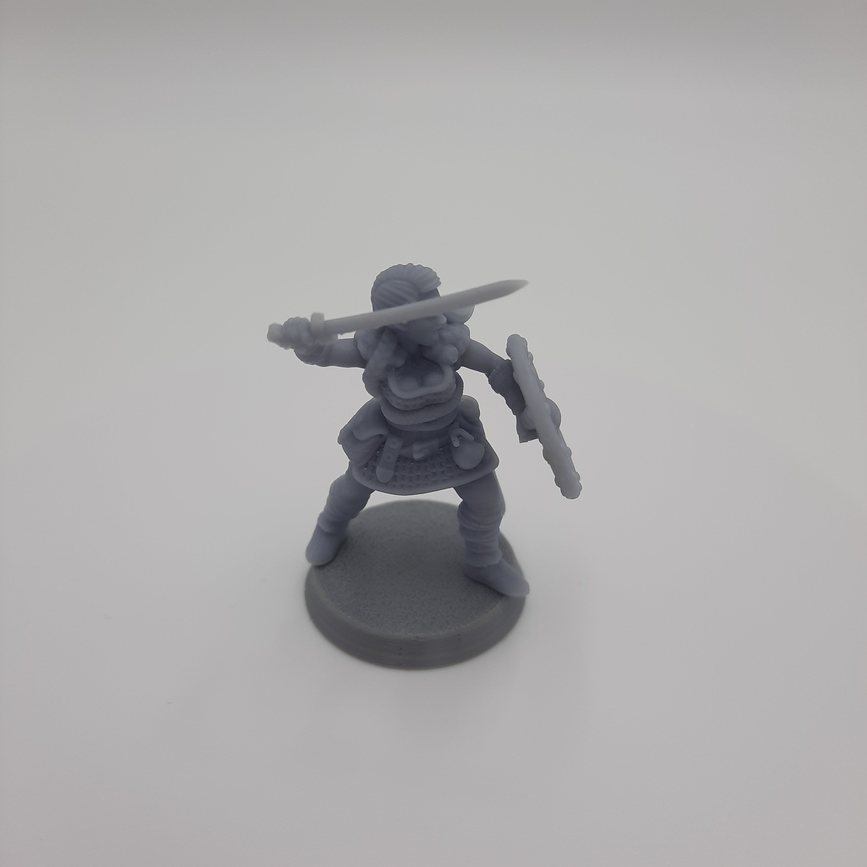 Miniature figurine - Brunhild the Maiden of Ratatosk - Viking Shieldma ...